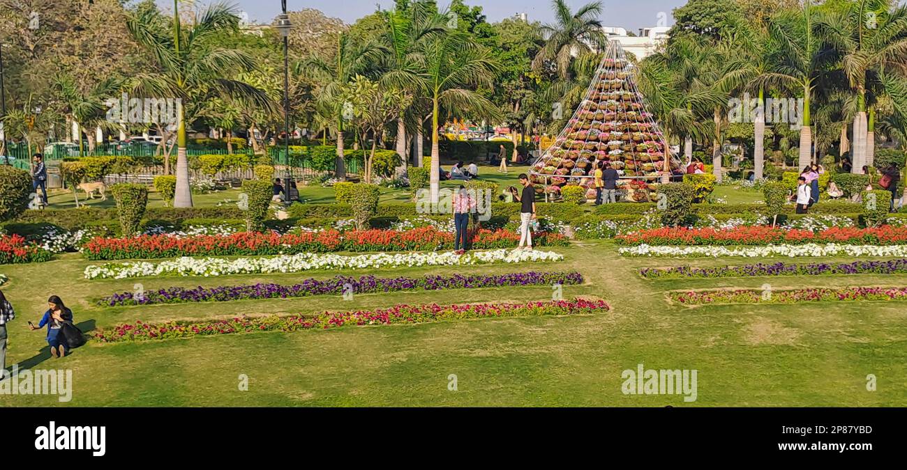 Beautiful view of the Central Park in Connaught Place, New Delhi, India ...