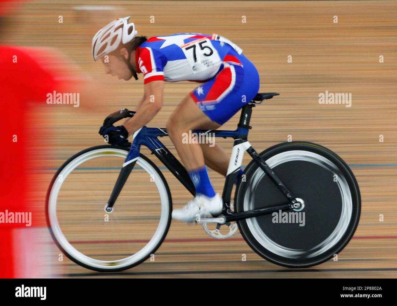 Chile's Pablo Seisdedos competes during the 2009 Pan American Elite ...