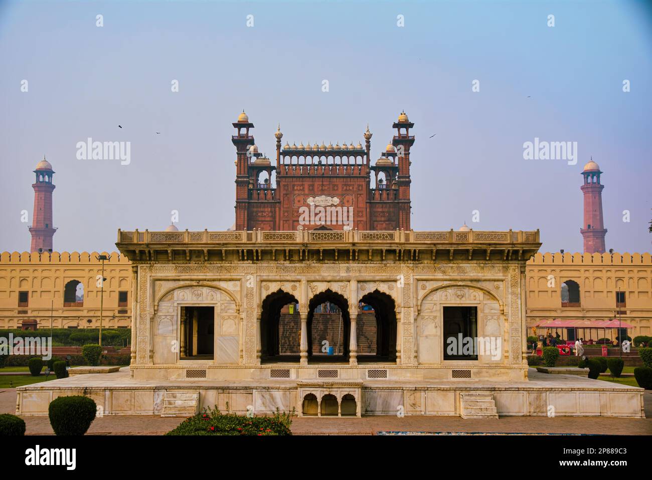 Hazuri Bagh is a garden in Lahore, Punjab, Pakistan, bounded by the ...