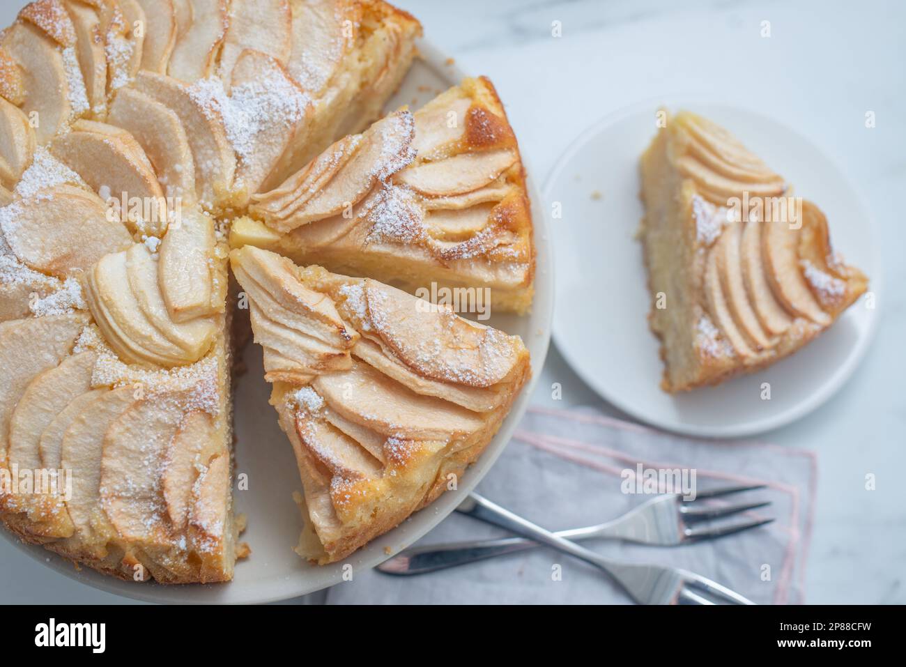 Home made Apple Pie with fresh red apple Stock Photo - Alamy