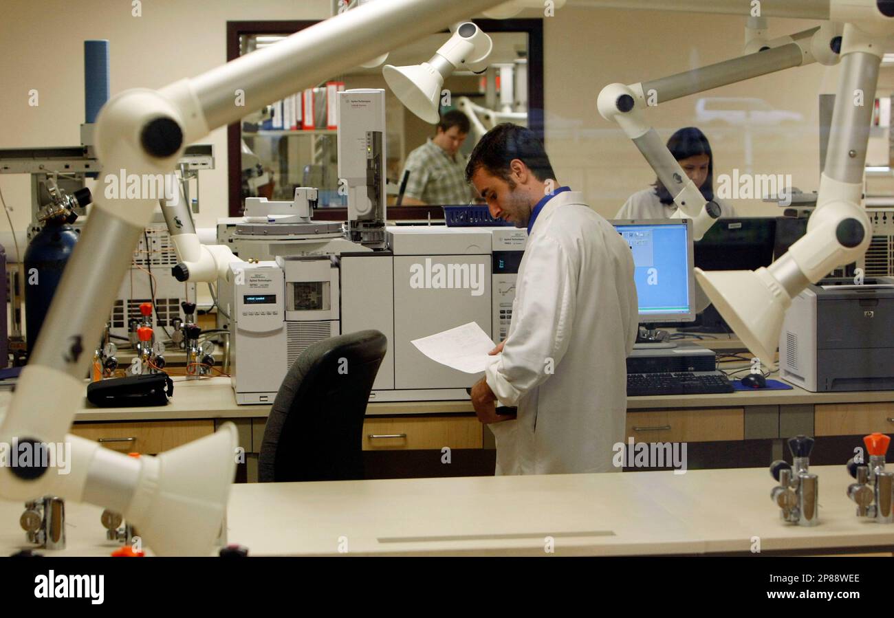 Scientists working in the controlled substance lab at the new Allegheny ...