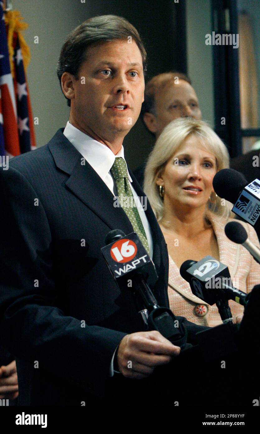 FILE - This is a Aug. 17, 2007 file photograph of then U.S. Rep. Chip ...
