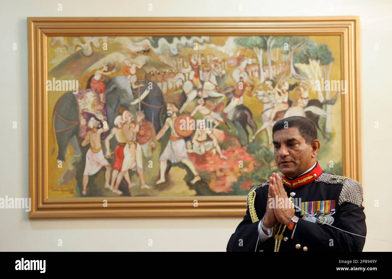 Sri Lankan army commander Lt. Gen. Jagath Jayasuriya offers prayers ...