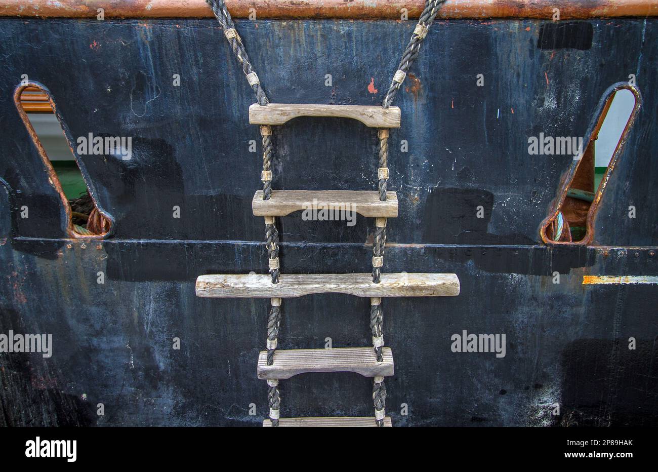 Climb up the ladder hi-res stock photography and images - Alamy