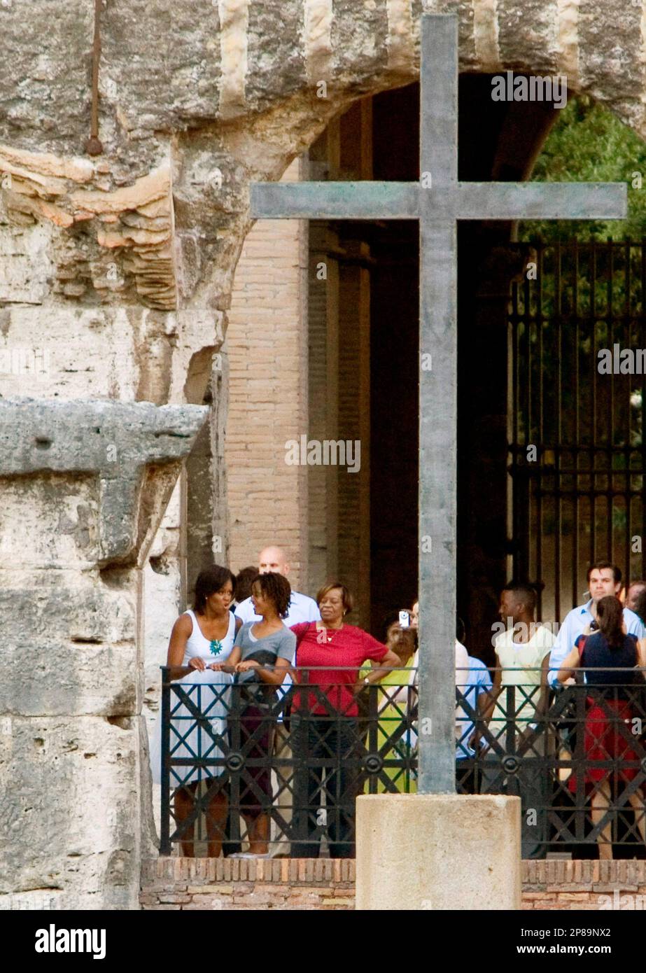 From left, US first lady Michelle Obama, her eldest daughter Malia with ...