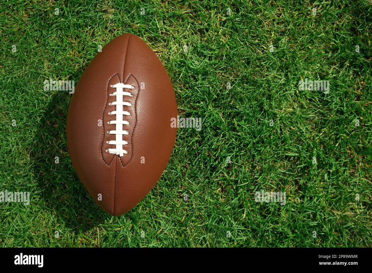 American football field top view hi-res stock photography and images ...