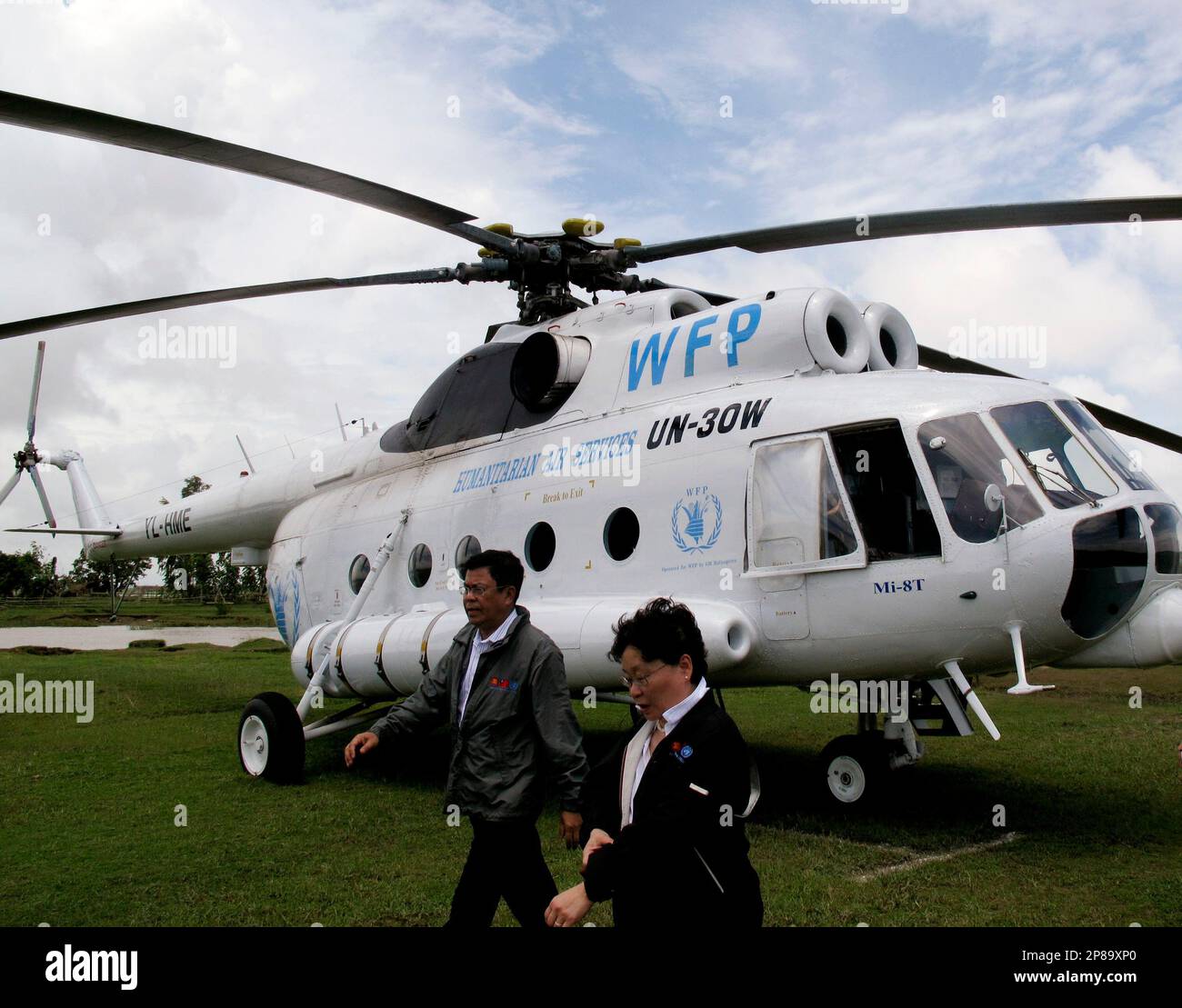 Catherine Bragg, foreground, the U.N.'s No. 2 humanitarian and ...