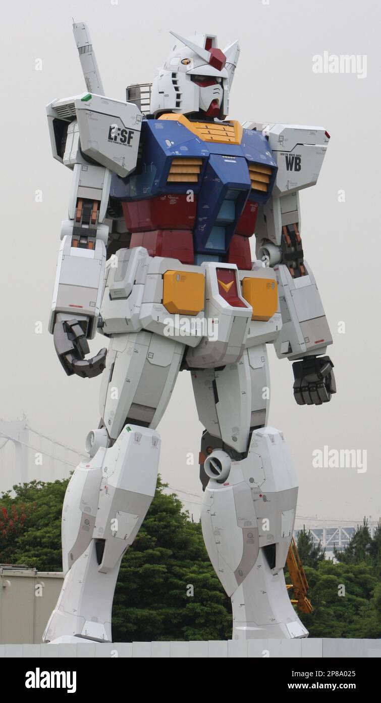 In this photo taken Tuesday, June 9, 2009, a 18-meter (59 feet)-tall ...