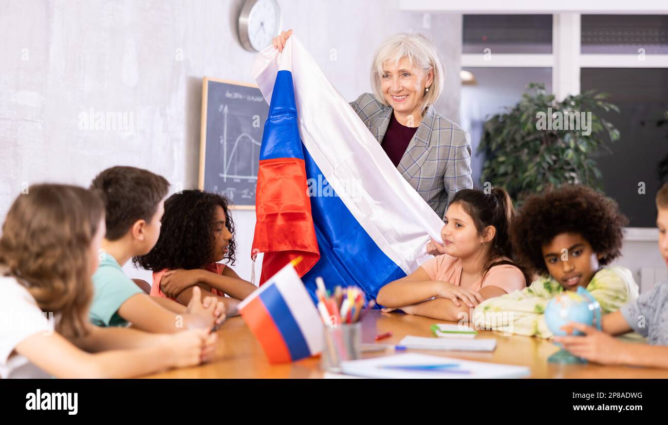 Group study classroom russia hi-res stock photography and images - Alamy