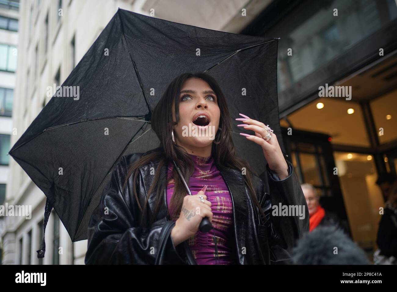 Mae muller singer hi-res stock photography and images - Alamy