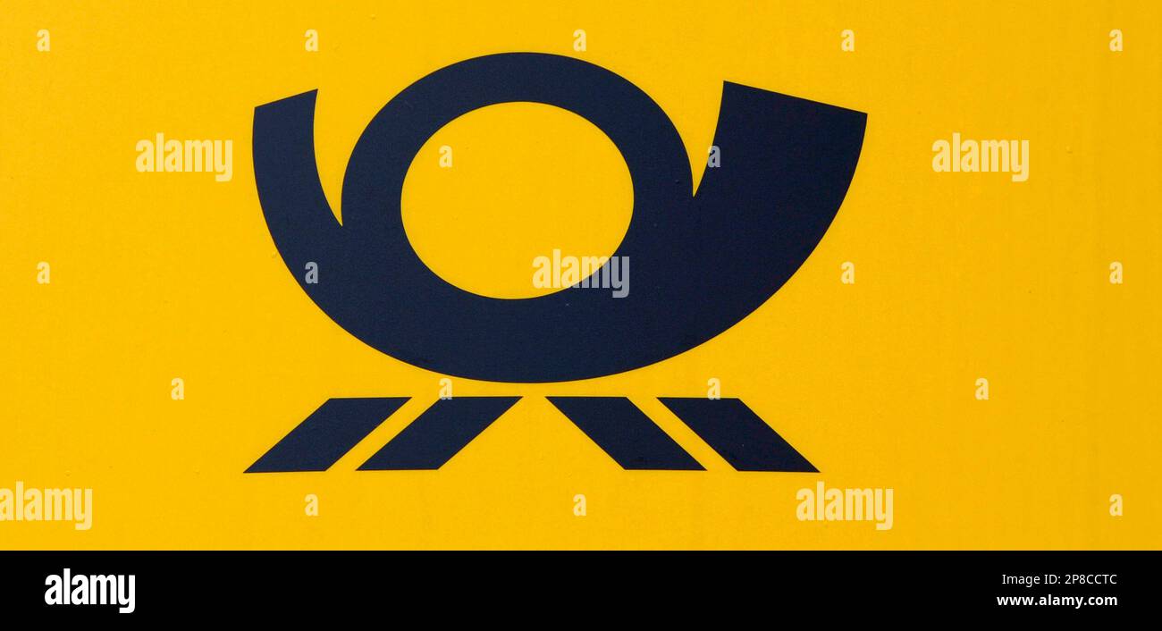 ARCHIV - Das Logo der Deutschen Post, aufgenommen am Freitag, 13. Juni ...