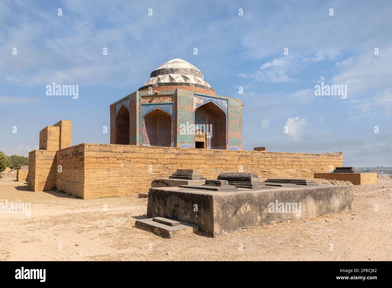 Ancient mausoleum and tombs at Makli Hill in Thatta, Pakistan ...