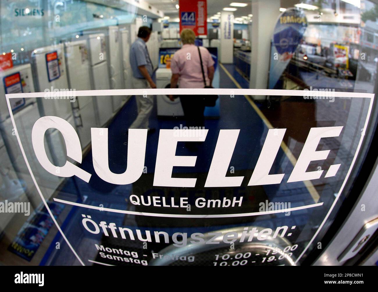 Ein Quelle Shop ist am Dienstag, 9. Juni 2009, in Frankfurt am Main zu ...