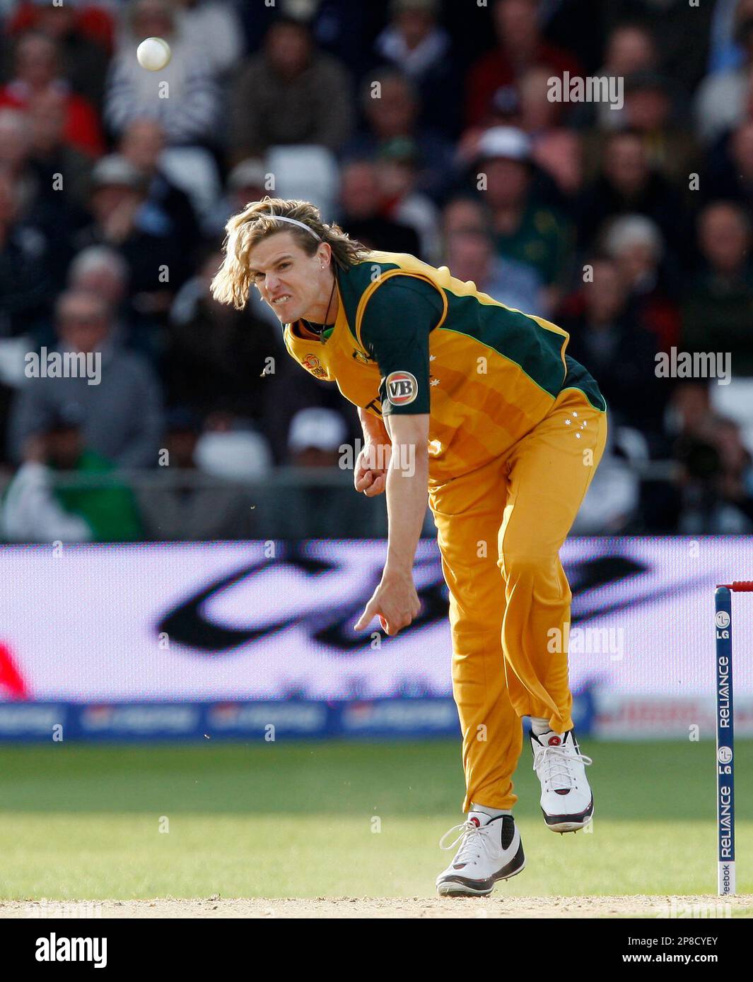 Australia's Nathan Bracken bowls during his team's Twenty20 World Cup ...
