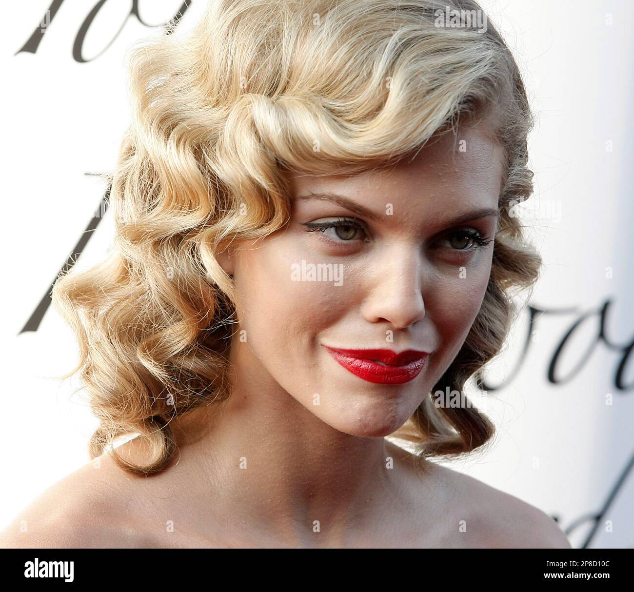 Actress AnnaLynne McCord arrives at the Hollywood Life 11th Annual ...