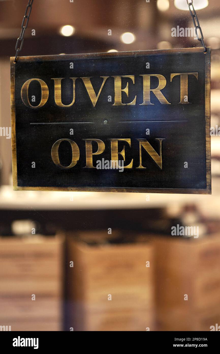Winery open sign hi-res stock photography and images - Alamy