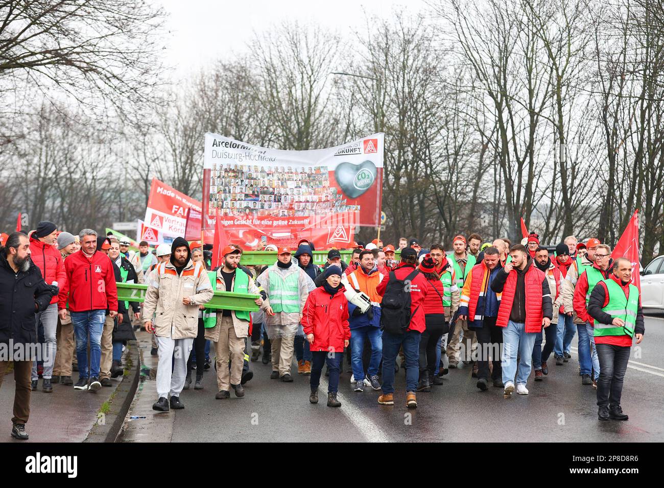 Duisburg, Germany. 09 March, 2023. Steelworkers from 5 companies meet ...