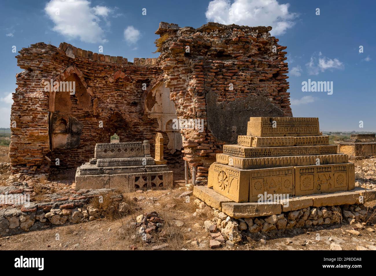 Ancient mausoleum and tombs at Makli Hill in Thatta, Pakistan ...