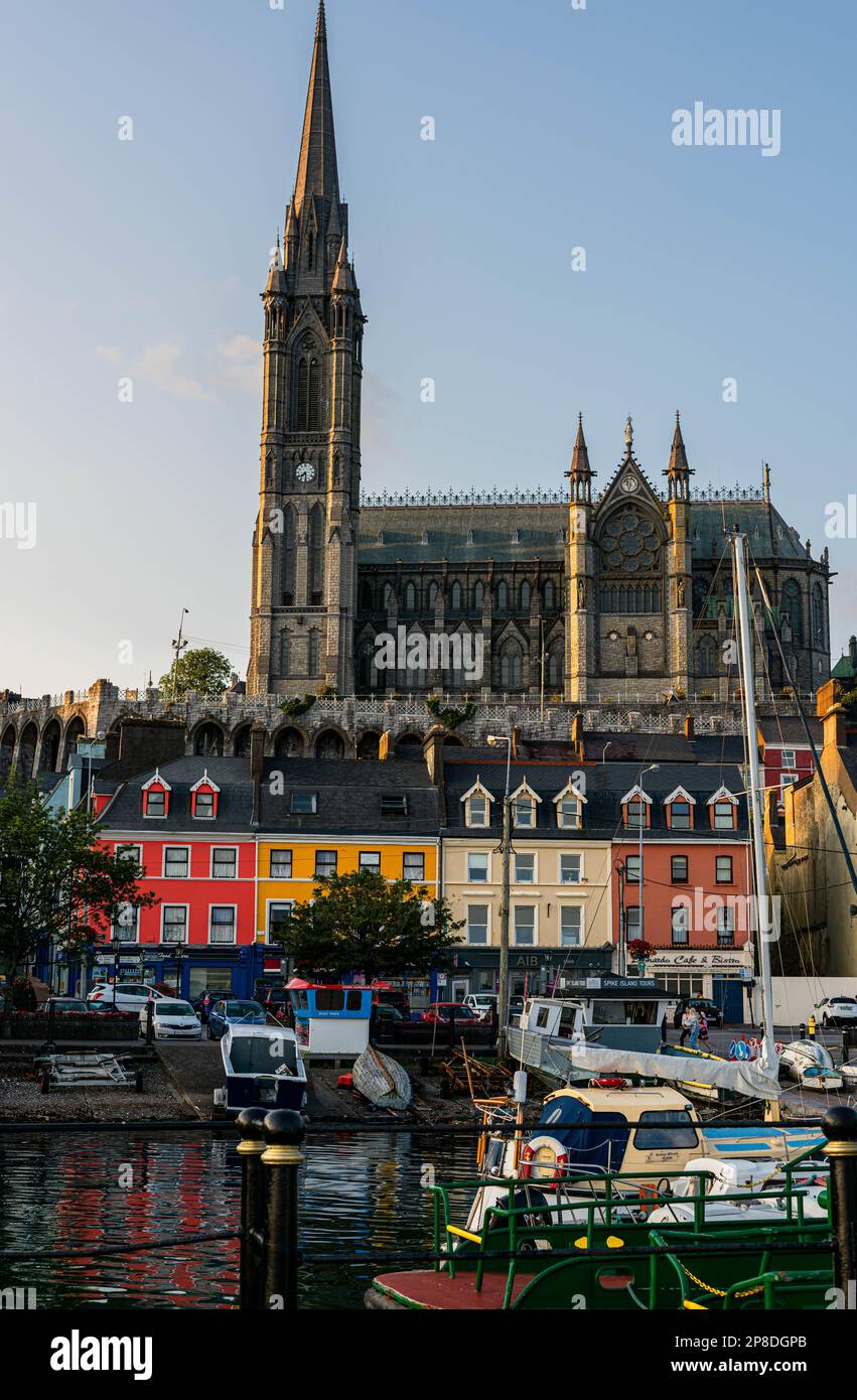 Annie moore statue at ireland hi-res stock photography and images - Alamy