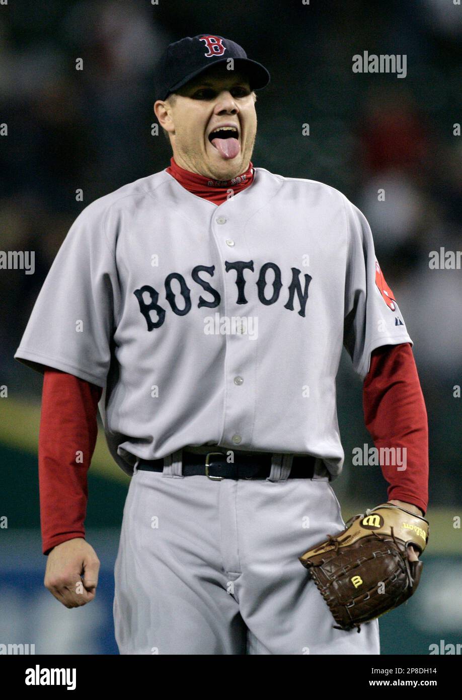 Boston Red Sox closer Jonathan Papelbon reacts after striking out ...