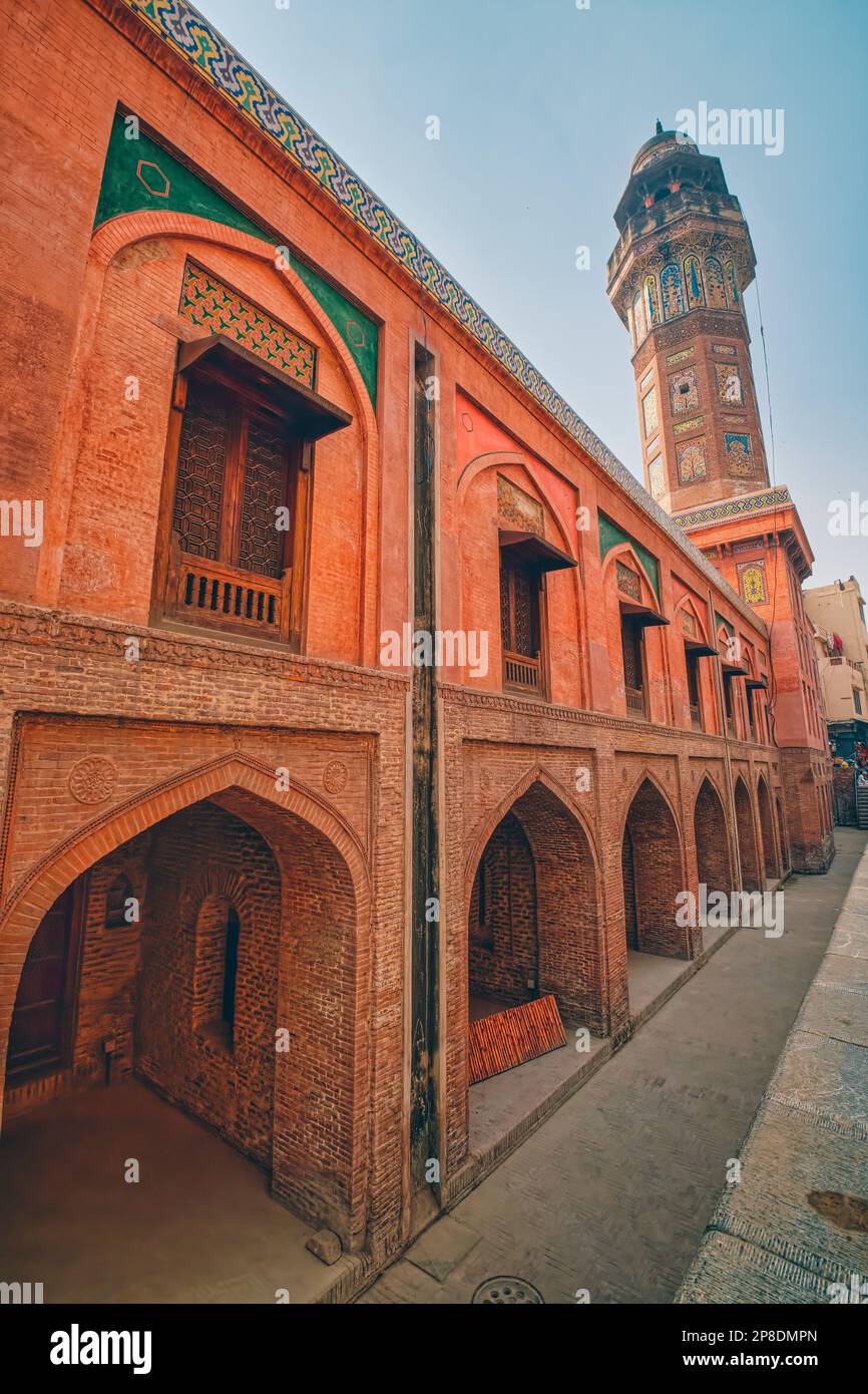 Emperor Shah Jahan was one of the main sponsors of the Mughal ...