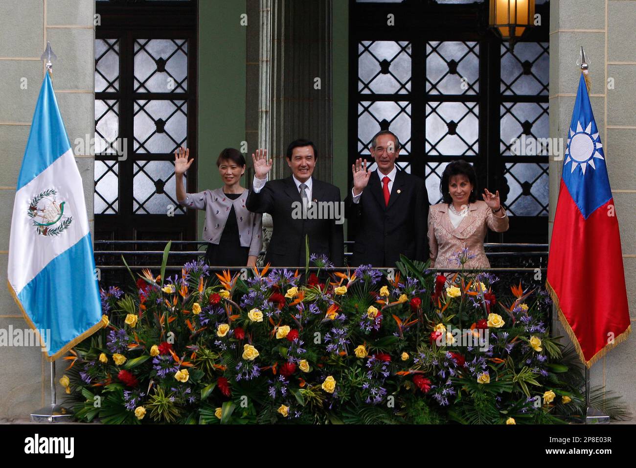 Taiwan's President Ma Ying-Jeou, second from left, his wife, Mei-Ching ...