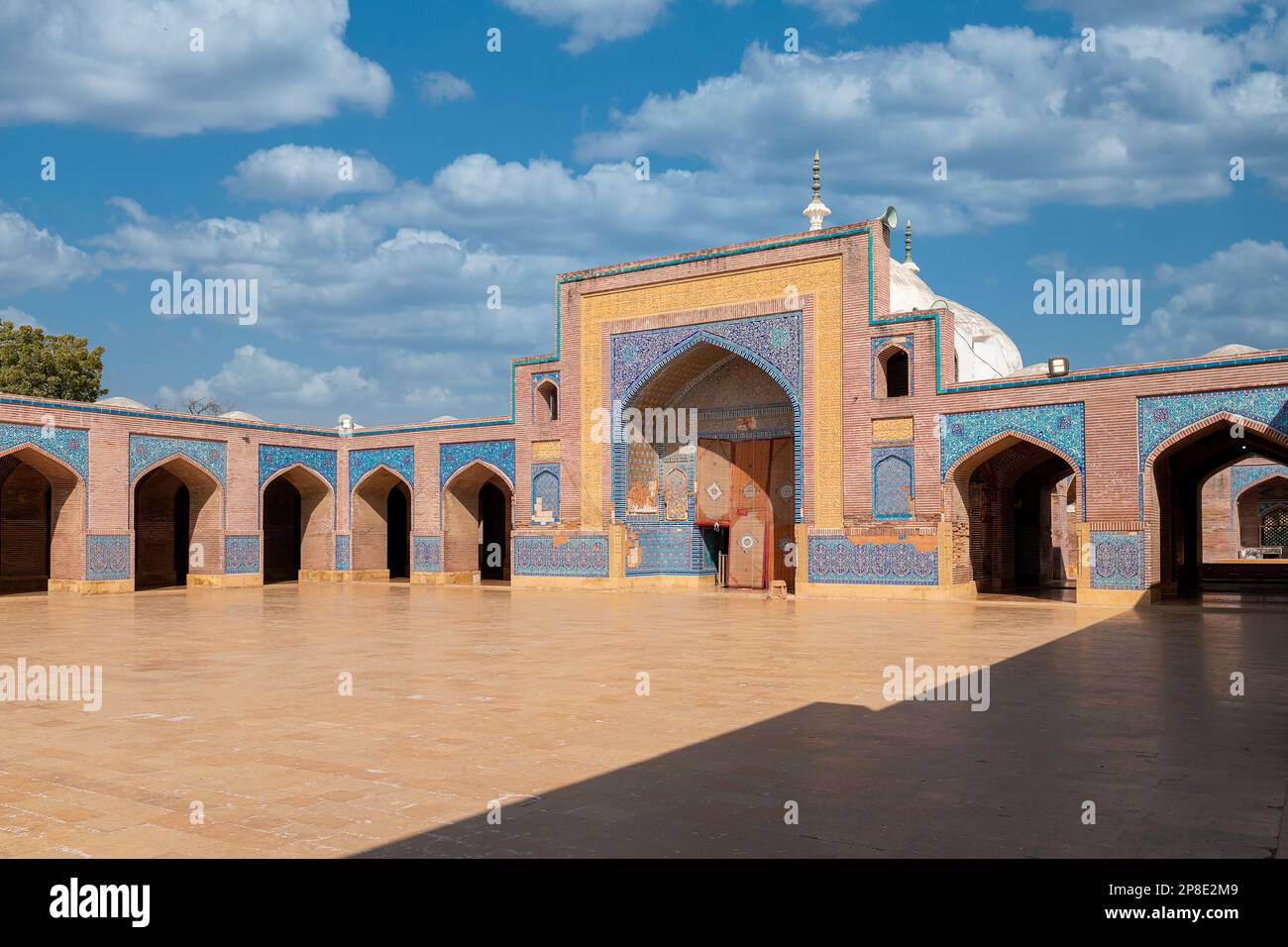 Shah Jahan Masjid Thatta is a vintage mosque built in 17 century Stock ...