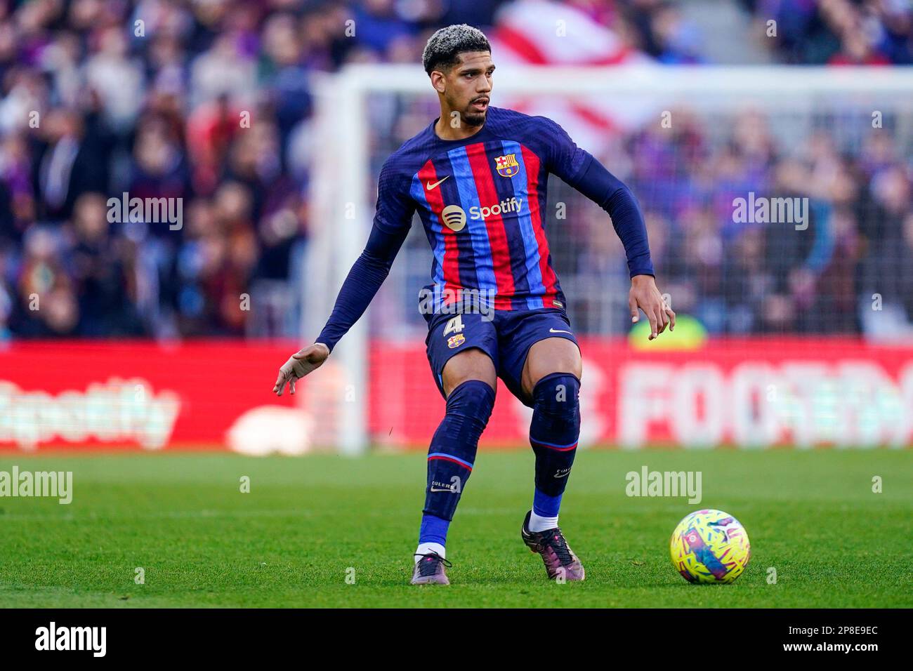 Ronald Araujo of FC Barcelona during the La Liga match between FC ...
