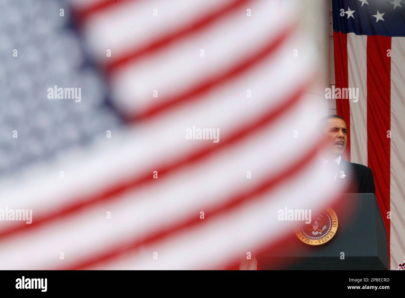 President Barack Obama speaks at Arlington National Cemetery in ...