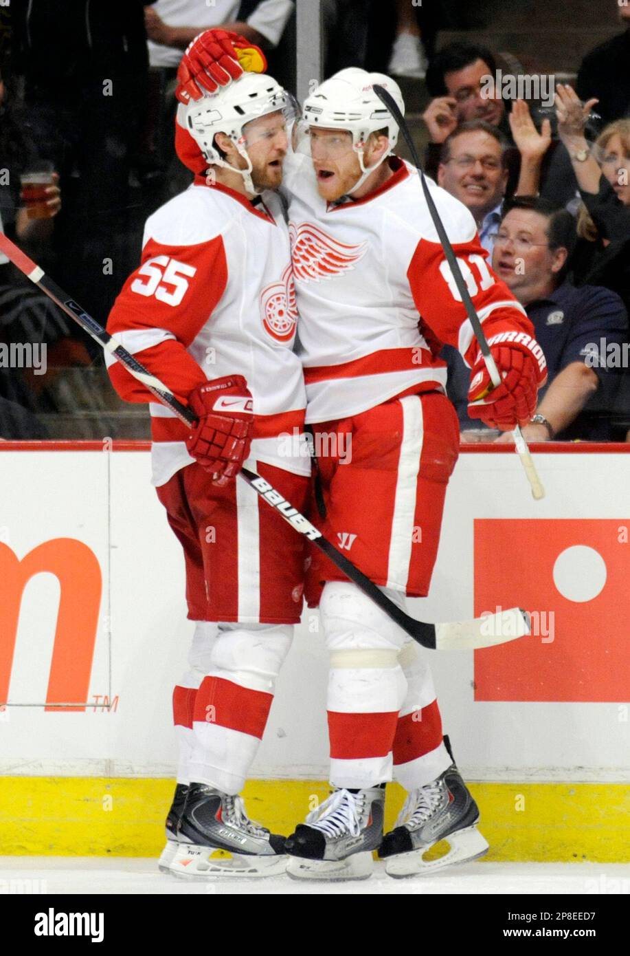 Detroit Red Wings' Marian Hossa, right, celebrates with Niklas Kronwall ...