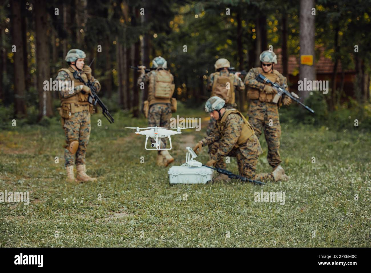 Modern Warfare Soldiers Squad are Using Drone for Scouting and ...