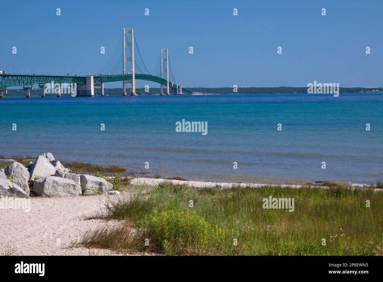 Bridge lower upper peninsula michigan hi-res stock photography and ...