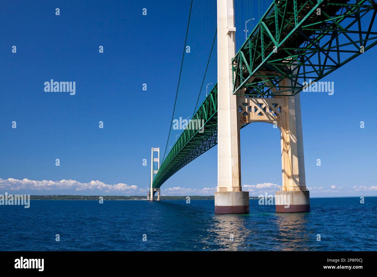 A long suspension bridge connecting the Upper and Lower Peninsula of Michigan Stock Photo - Alamy