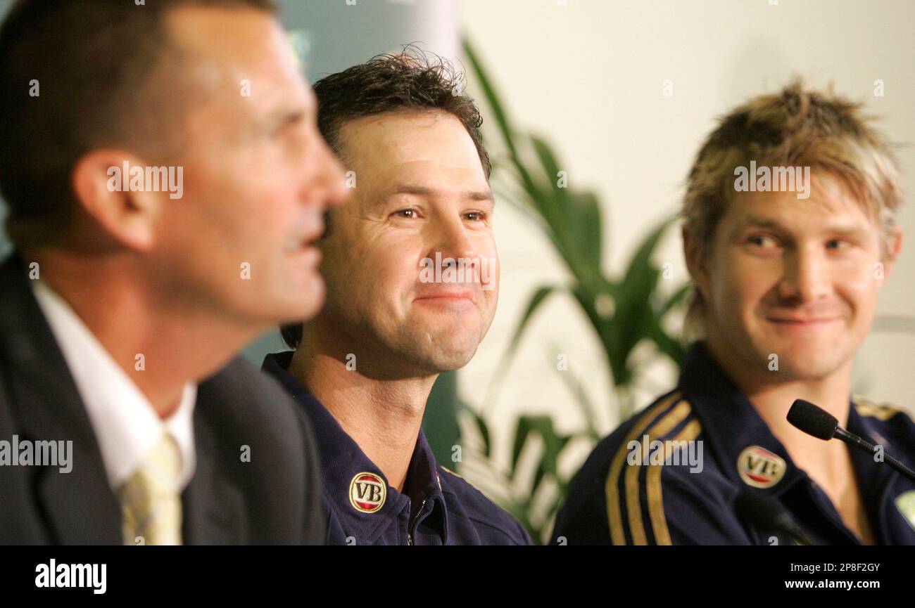 Captain Ricky Ponting, center, enjoys a light moment with chairman of ...