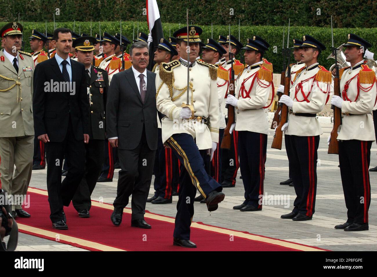 Syrian President Bashar Assad, left, and his Turkish counterpart ...