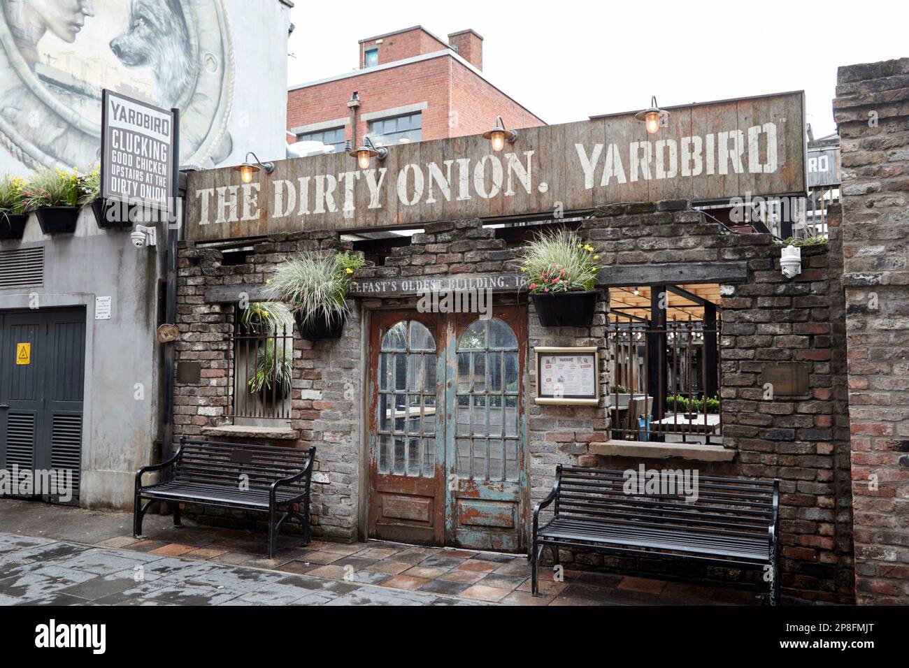the dirty onion and yardbird pub belfasts oldest building formerly a ...