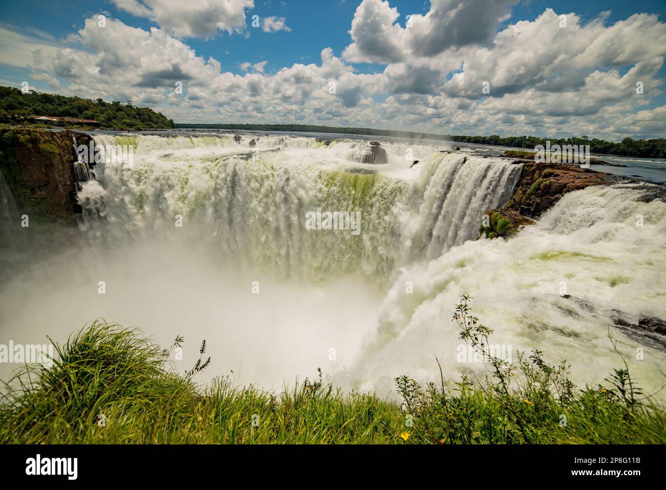 Barrier falls hi-res stock photography and images - Alamy