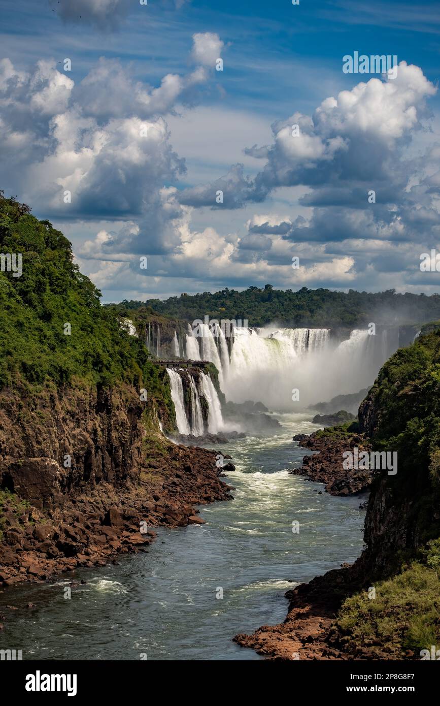 Iguazu waterfalls brasil hi-res stock photography and images - Alamy