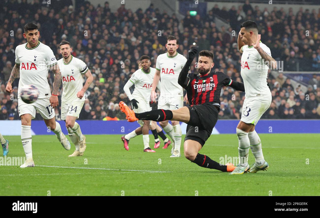 L r olivier giroud hi-res stock photography and images - Alamy