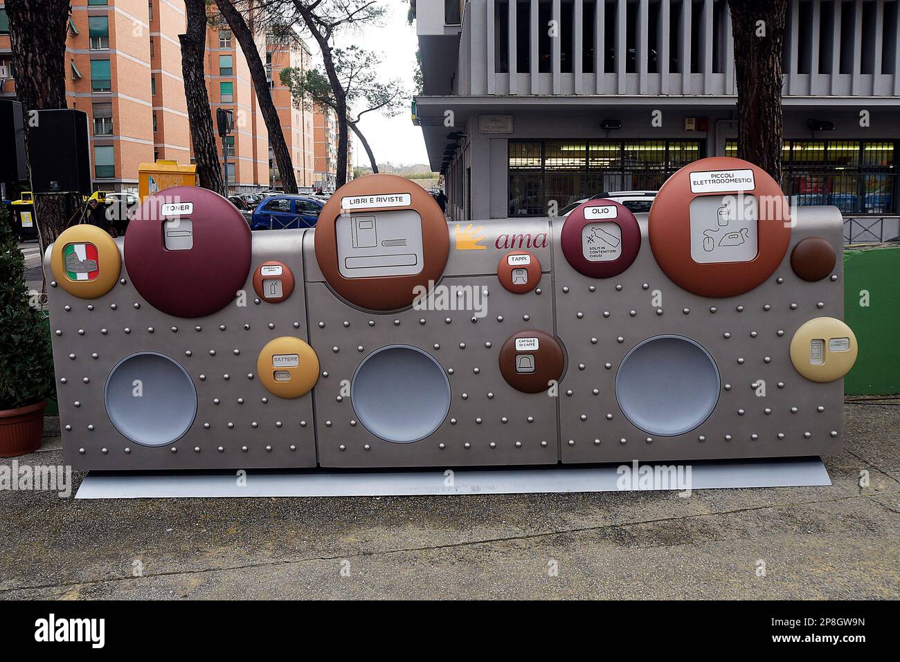 European institute of design ied hi-res stock photography and images ...