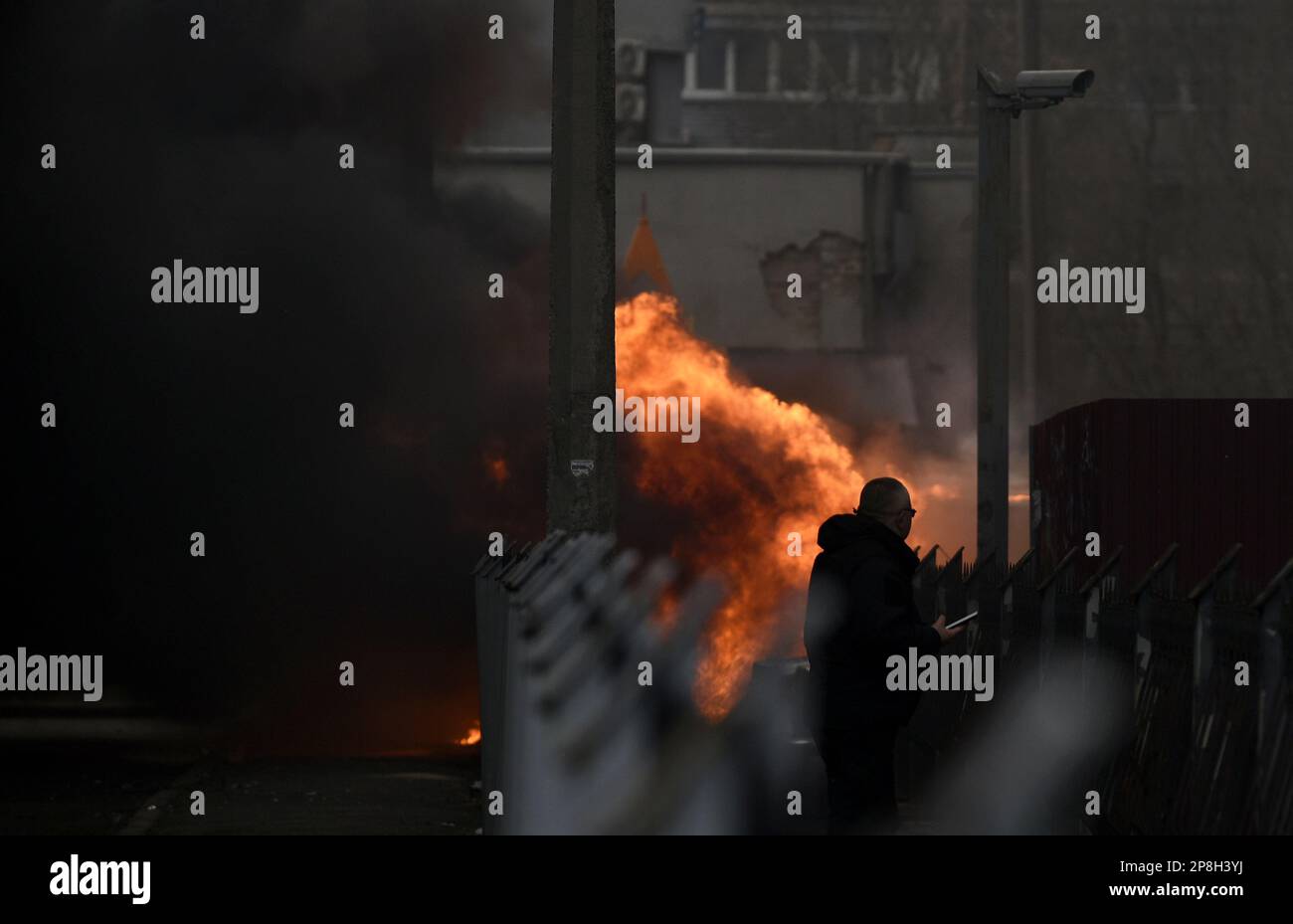 Non Exclusive: KYIV, UKRAINE - MARCH 9, 2023 - The fire caused by ...
