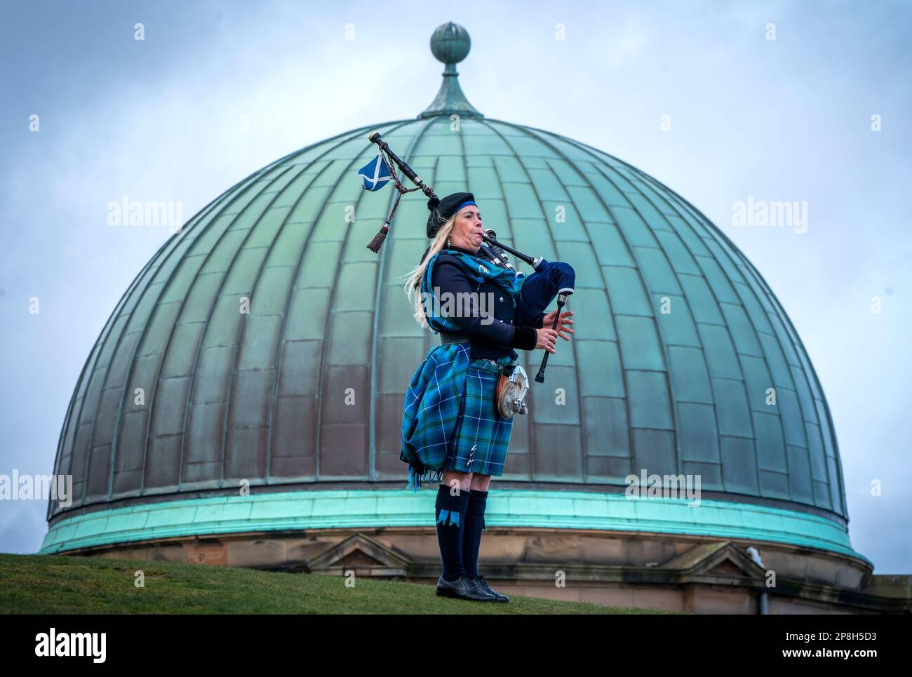 Scotland's national piper Louise Marshall plays her 95-year-old ...