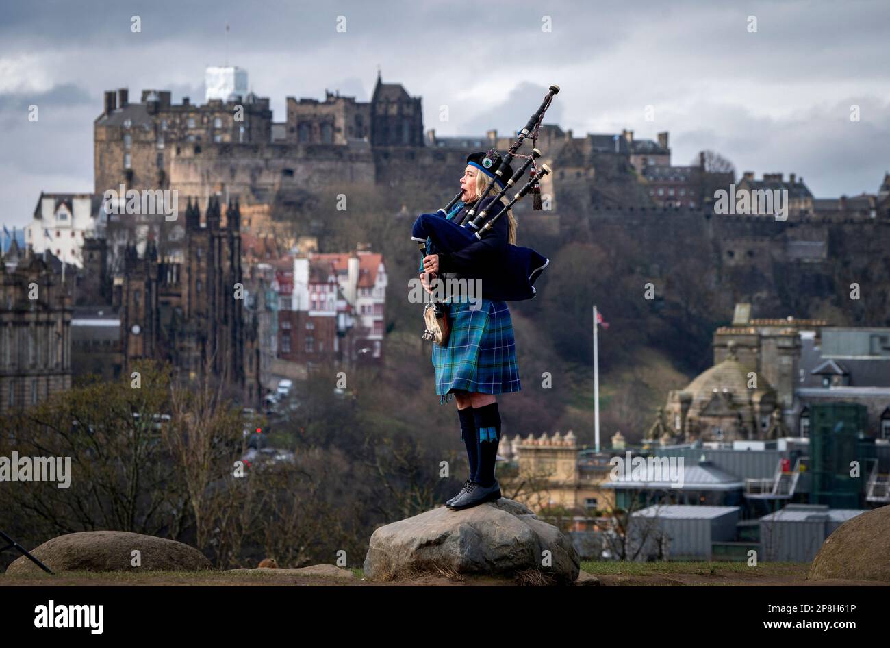 Scotland's national piper Louise Marshall plays her 95-year-old ...
