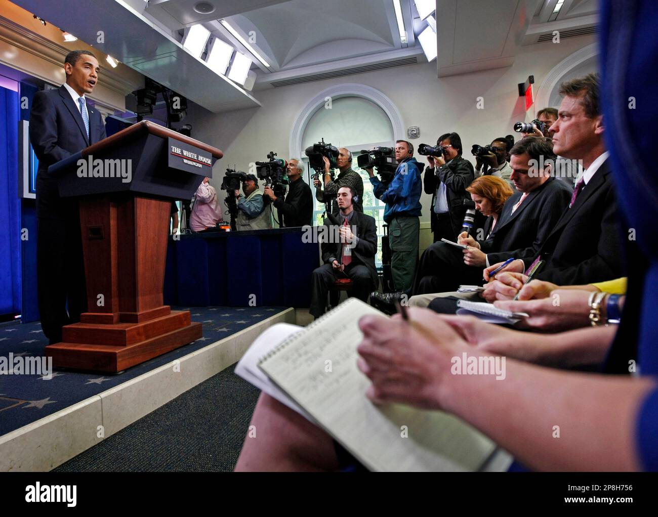 President Barack Obama makes a surprise appearance in the daily ...