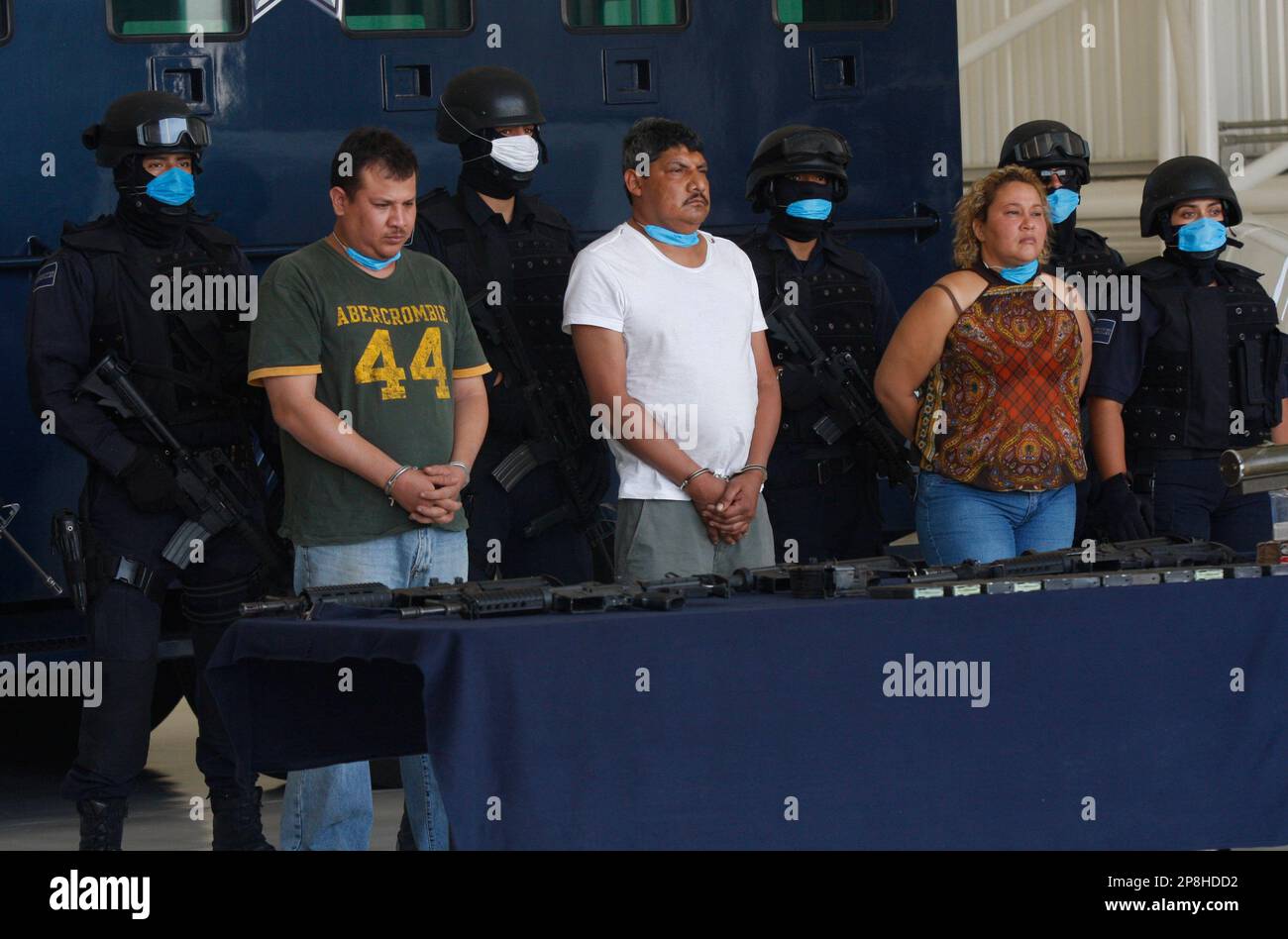 Suspected members of the Gulf Cartel Gregorio Sauceda Gamboa, center ...
