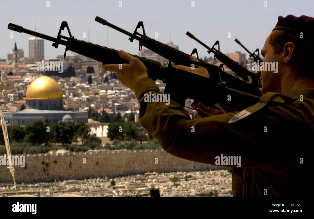 With the Dome of the Rock Mosque in the background, Israeli soldiers ...