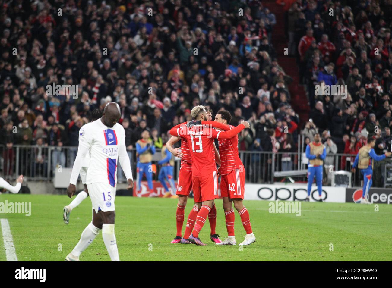 Jamal musiala bayern munich vs psg hi-res stock photography and images ...