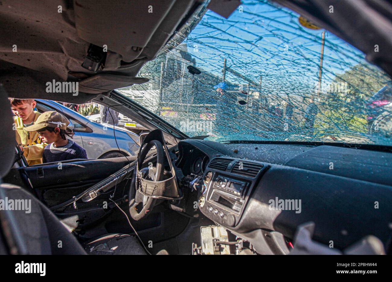 Undercover army hi-res stock photography and images - Alamy