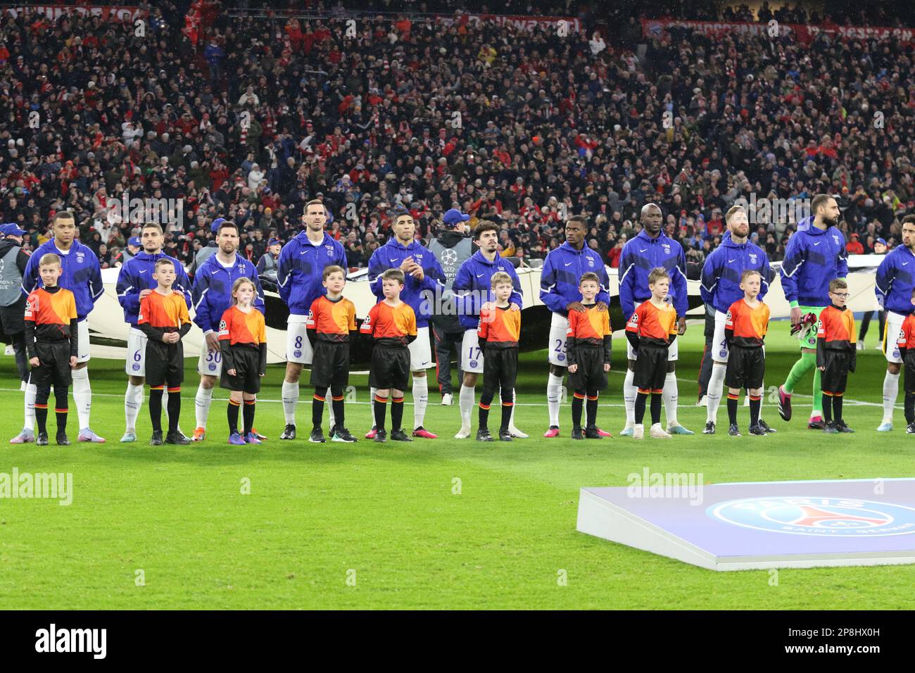 Munich, Germany. , . PSG team line up, 99. Gianluigi DONNARUMMA, Keeper ...