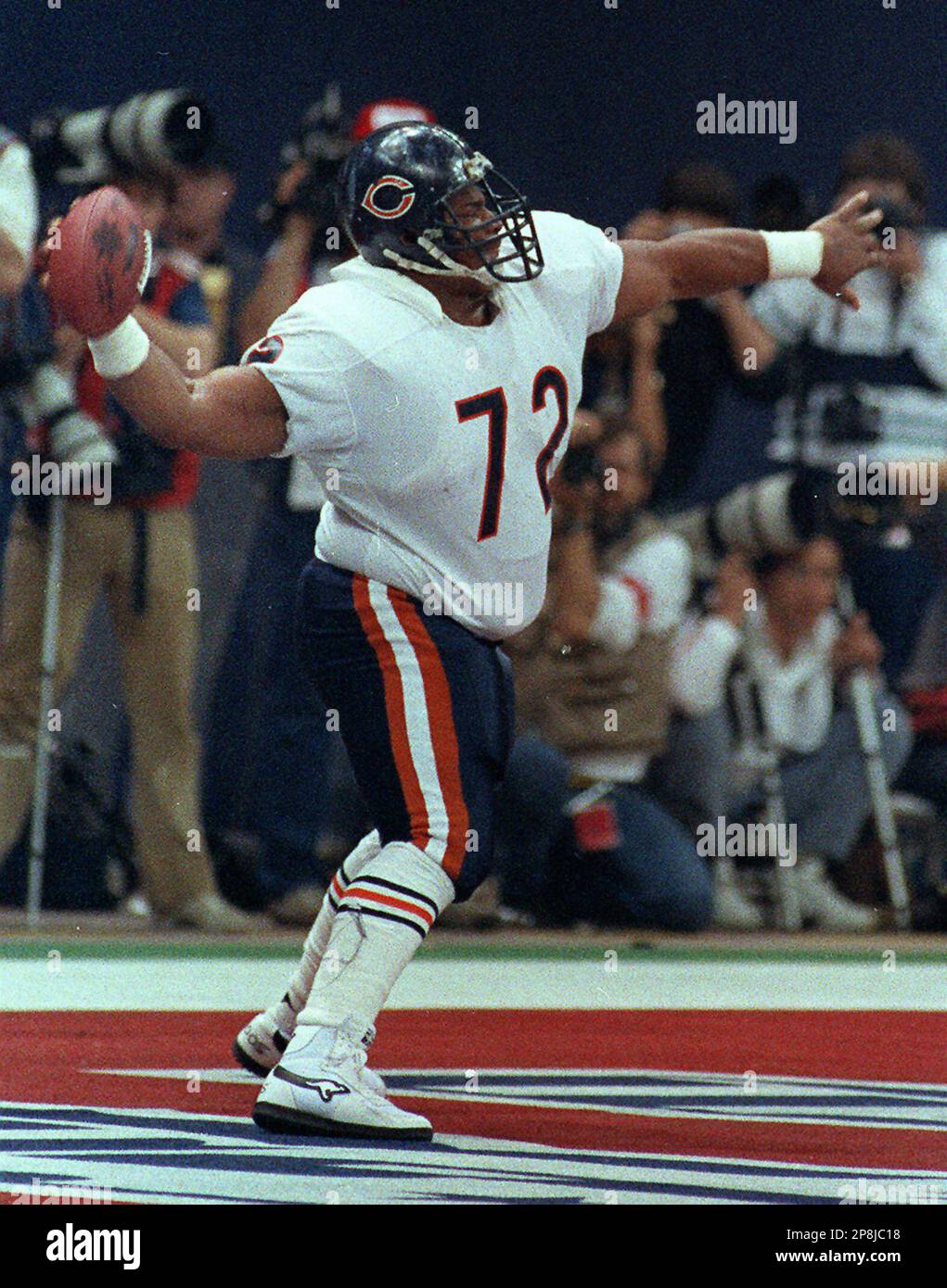 FILE - In this Jan. 26, 1986 file photo, Chicago Bears' William "The ...